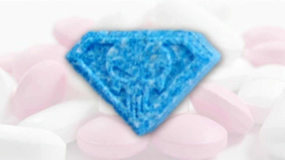 Jackson Gibbons died after taking ecstasy pills at Bristol club - BBC News