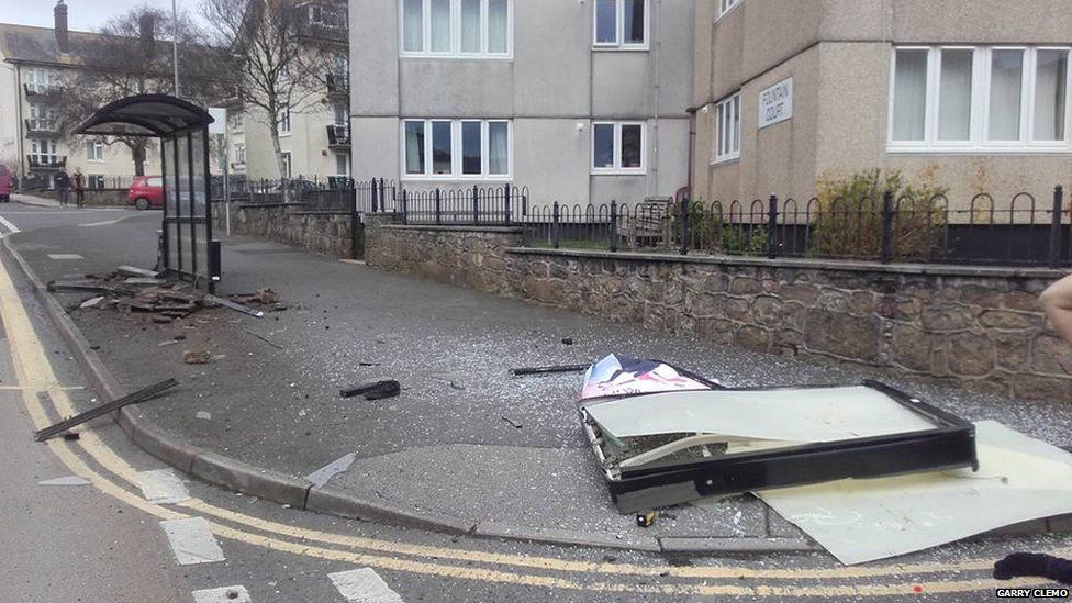 Bus stop crash seriously injures teenager in Penzance - BBC News
