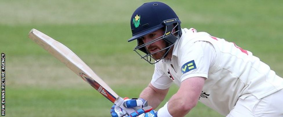Glamorgan's Donald and Lloyd hit maiden tons against Cardiff MCCU - BBC ...