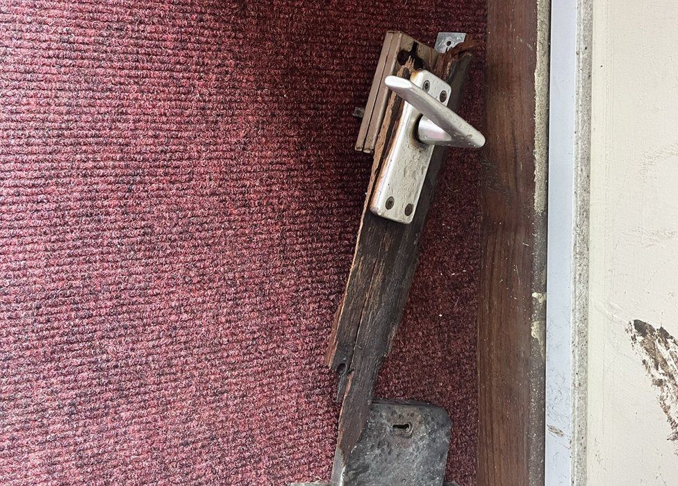 Leicester: 'Devastation' after break-ins at places of worship - BBC News