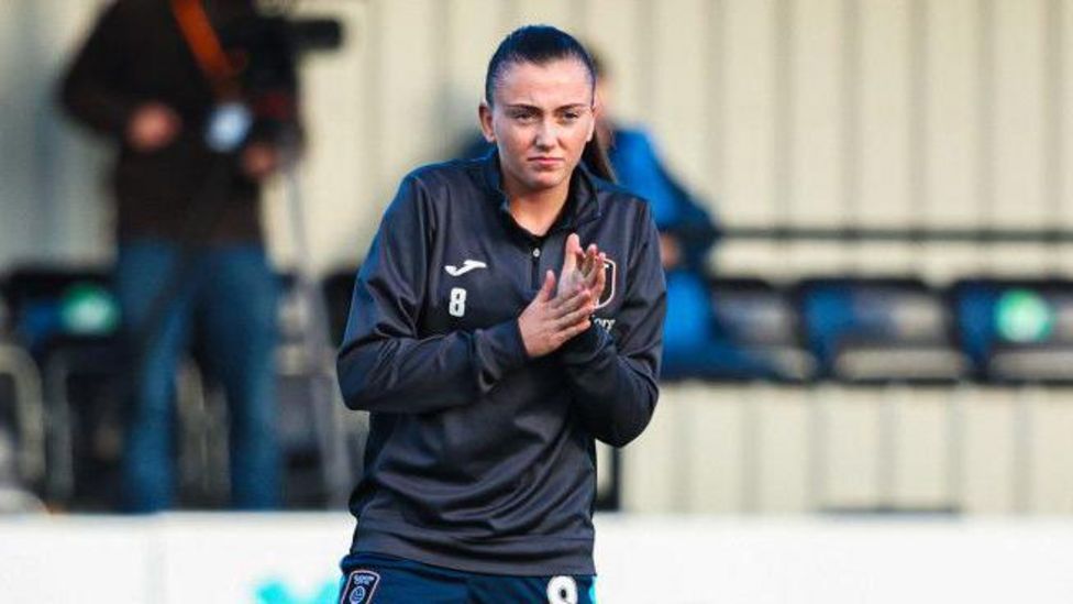 Larkin leaves Glasgow City for Crystal Palace - BBC Sport