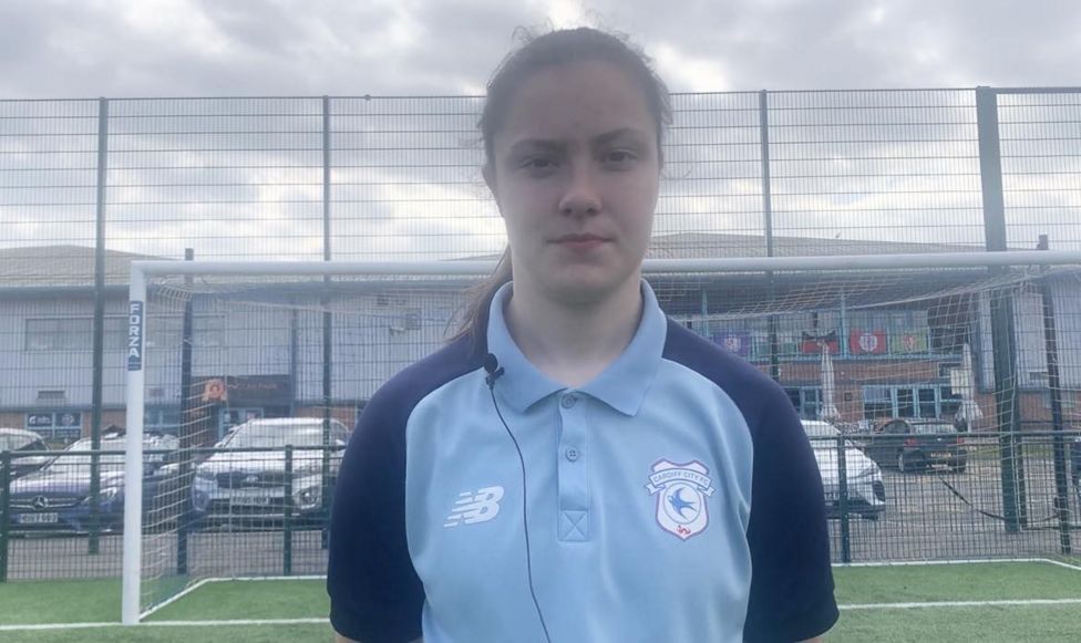 Periods: Cardiff City players describe 'empowering' facilities - BBC News