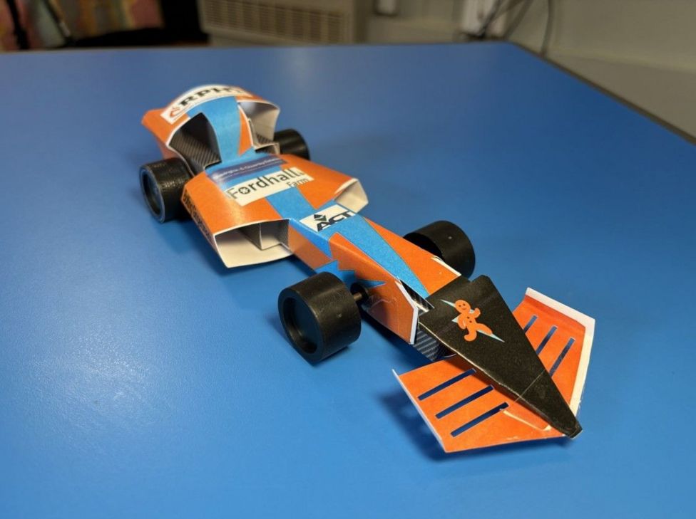 Shropshire: Mini F1 car designers hope to clinch pole position - BBC News