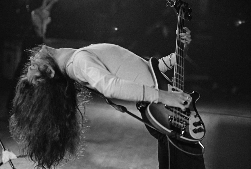 The secret that fuels Metallica? Earl Grey tea - BBC News