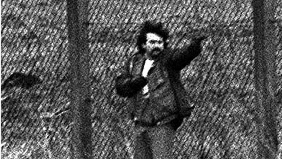 NI state papers: What happened in 1988? - BBC News