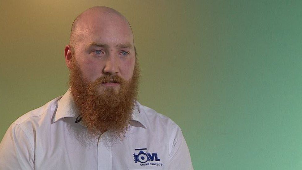 Major oil and gas conference gets under way in Aberdeen - BBC News