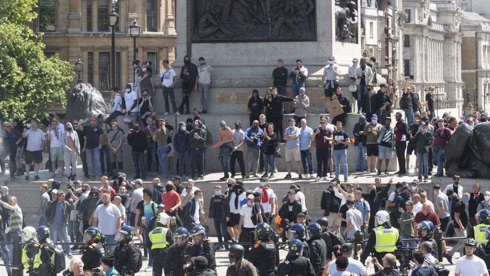 London protests: More than 100 arrested at violent protests - BBC Newsround