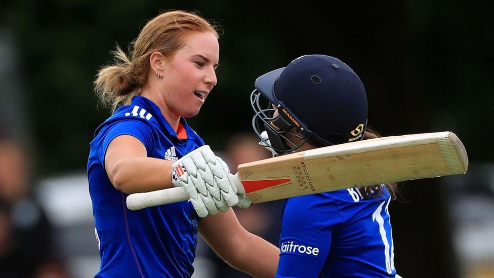 England women win Pakistan ODI series with record total - BBC Sport