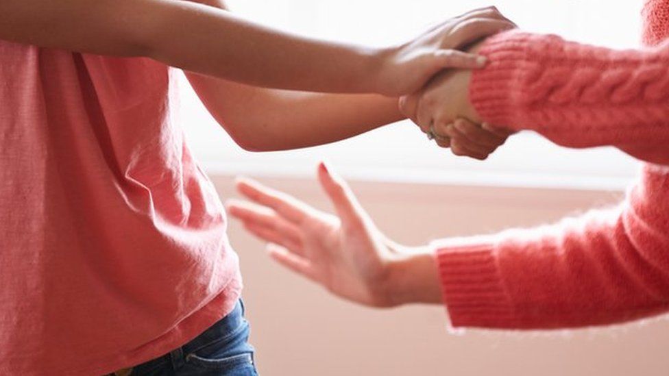 Smacking children becomes illegal in Wales - BBC Newsround