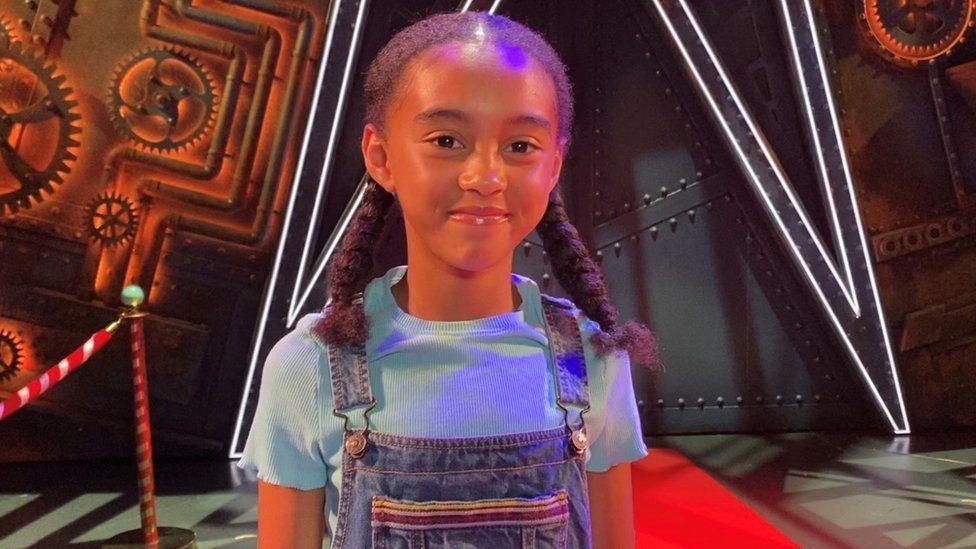 Bristol student writes, directs and performs in own play - BBC News