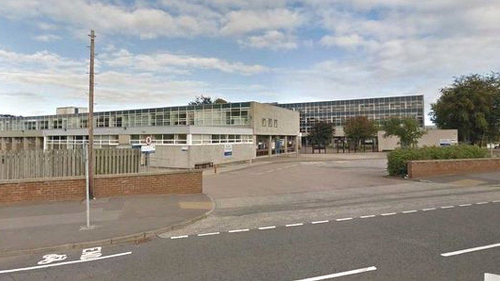 Coronavirus: Review after row over Storm Francis school break - BBC News