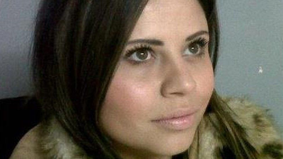 Carly Ann Harris handed hospital order for killing daughter - BBC News