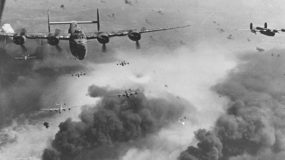 Dresden: The World War Two bombing 75 years on - BBC News