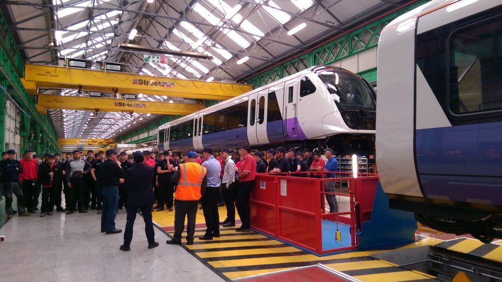 Bombardier gets £1bn contract in 'biggest rail boost since Victorian ...