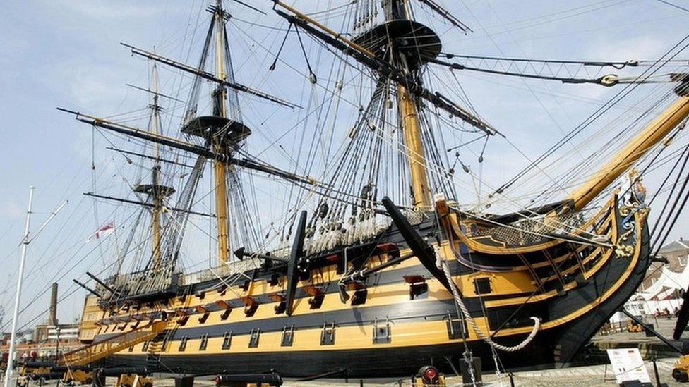 'Even the kitchen sink is going' - BBC News