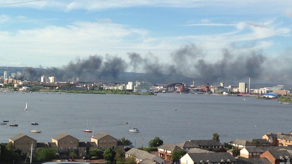Cardiff rubber panel fire at Callaghan Square 'deliberate' - BBC News