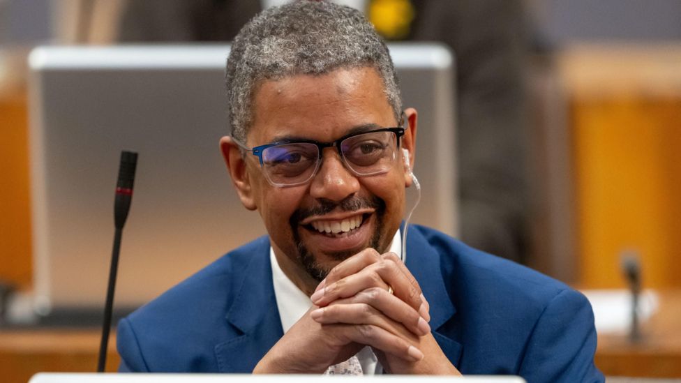 Eluned Morgan confirms bid to be next Welsh first minister - BBC News