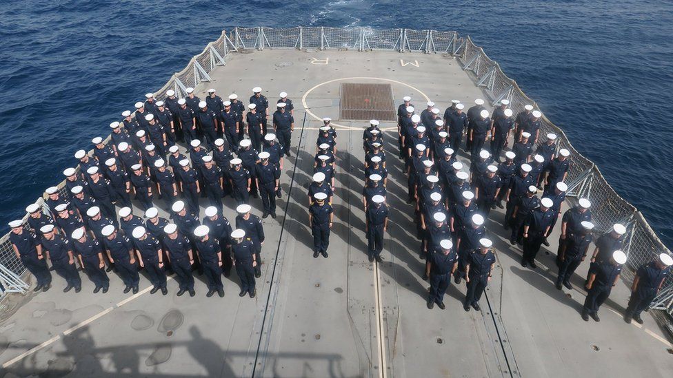 Royal Navy marks Queen's Platinum Jubilee with global tribute - BBC News