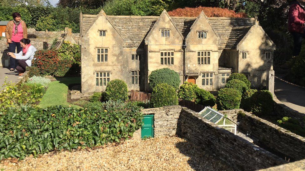 Grade II listed Cotswold model village on the market - BBC News