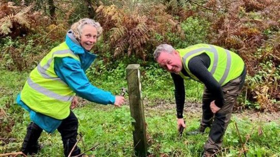 Mortimer Trail: long-distance path improved by 'trailblazers' - BBC News
