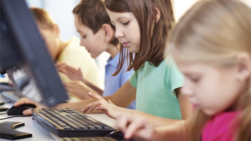 How Wales Works: Measuring schools' success post devolution - BBC News