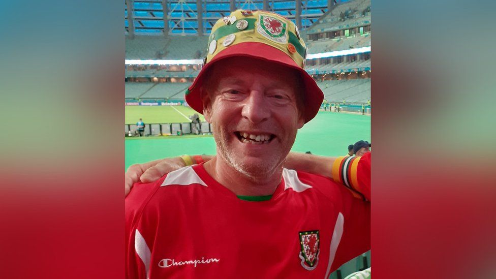 Cyffro ond pryder ymysg cefnogwyr cyn Cwpan y Byd Qatar - BBC Cymru Fyw