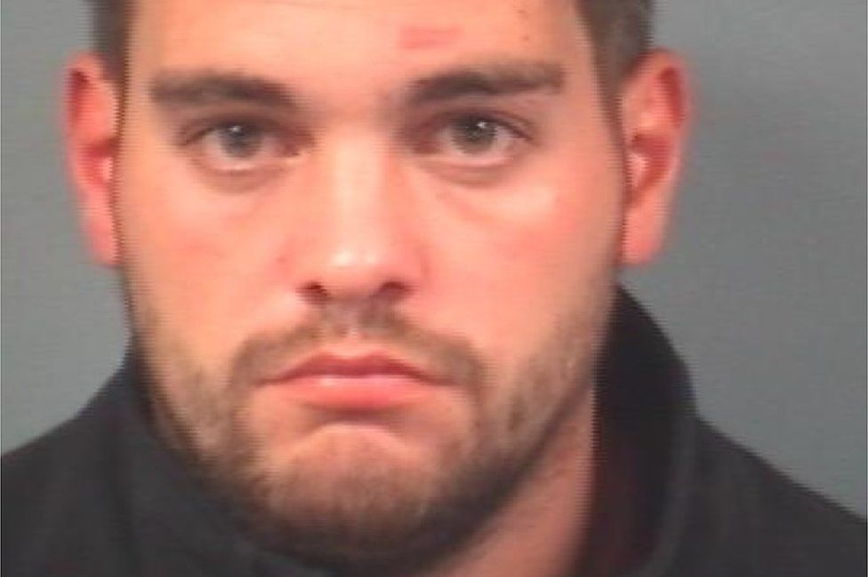 Nick Medlin death: Man jailed for 'one punch' manslaughter - BBC News