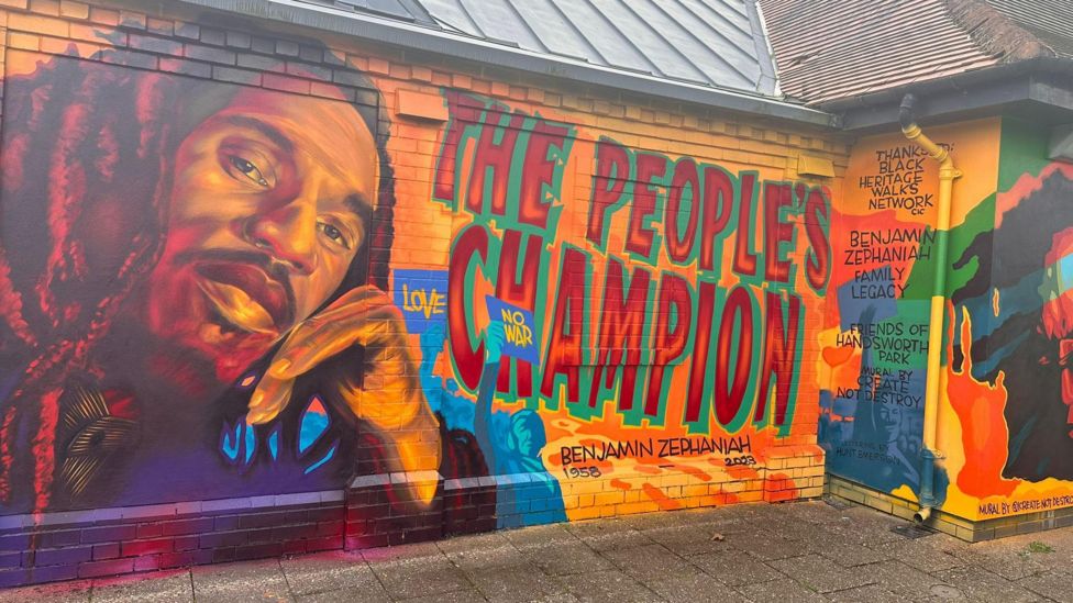 Benjamin Zephaniah mural unveiled to celebrate Birmingham icon - BBC News