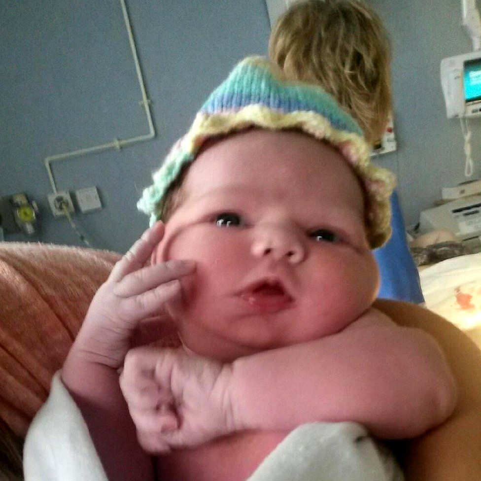 Matthew Higham: Stockport father punched baby 'repeatedly' - BBC News