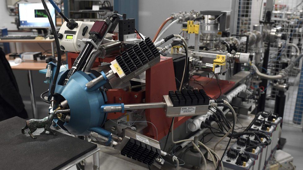 World's only particle accelerator for art is back at the Louvre - BBC News