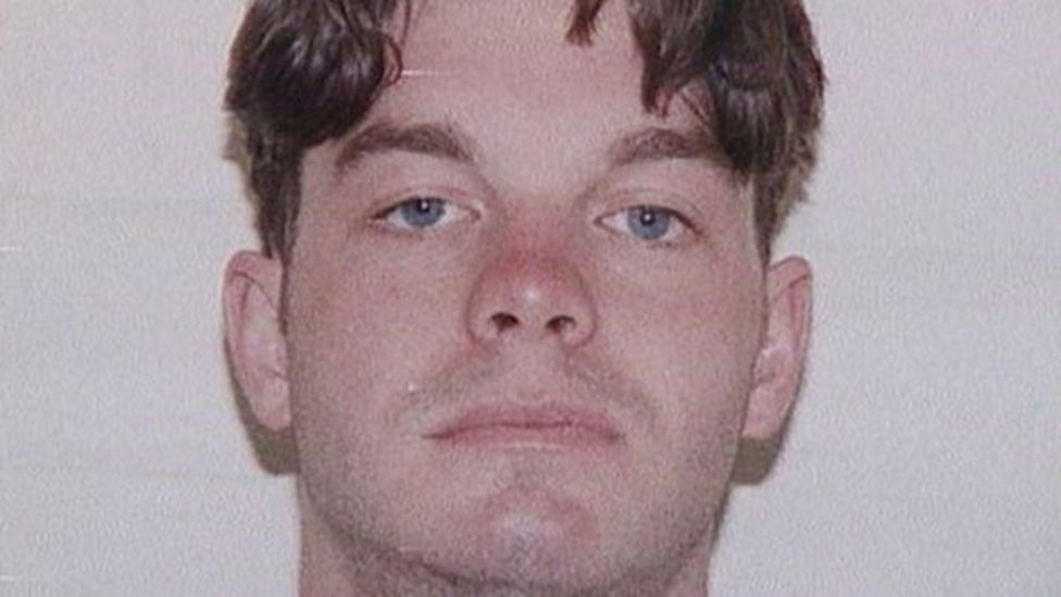 Victims campaigner launches legal challenge to Brexit - BBC News