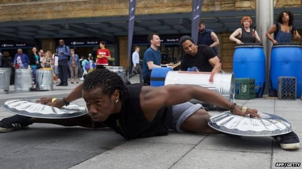 Stomp founders get honorary degrees in Brighton - BBC News