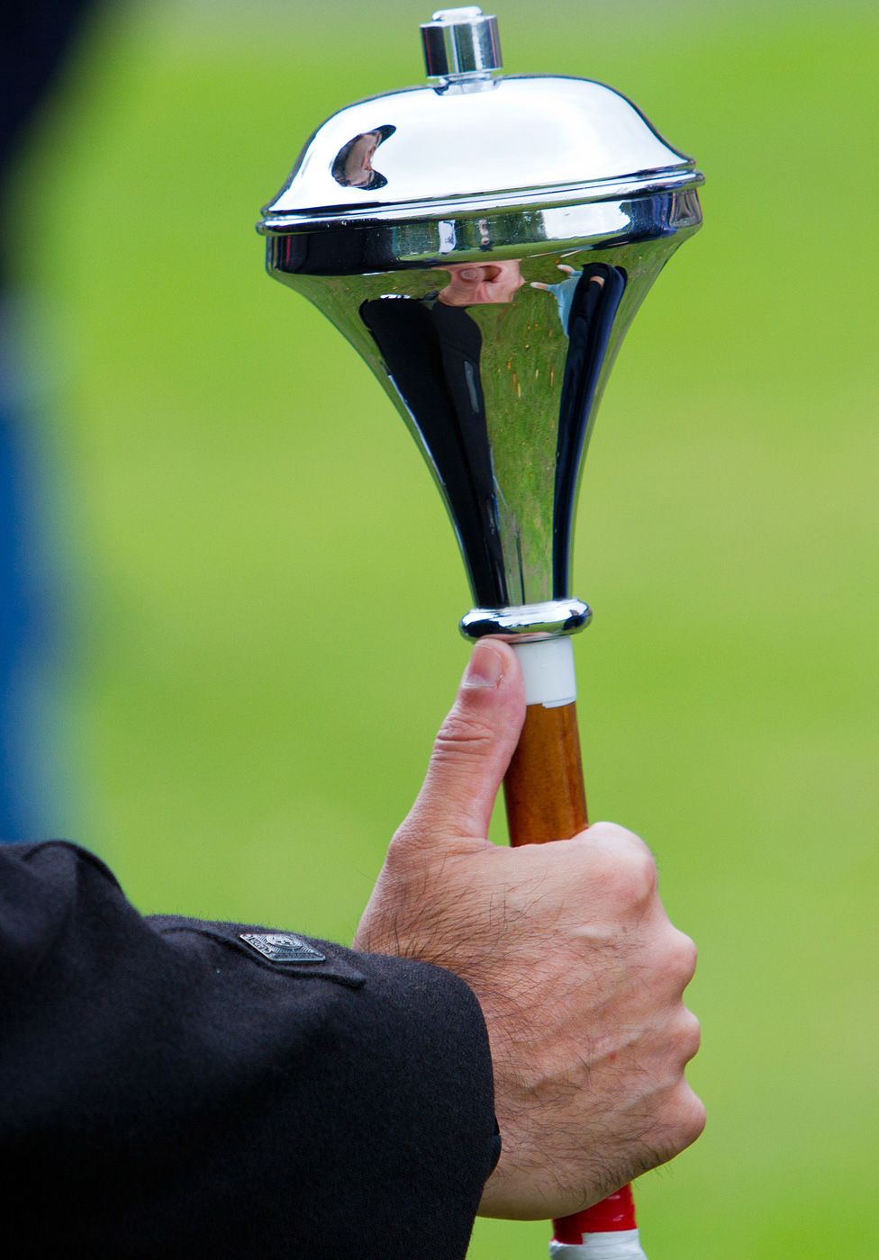 In pictures: Innerleithen Pipe band championships - BBC News