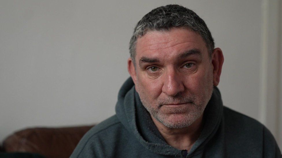 Pryder am greu safle gwyliau drws nesaf i hosbis Tŷ Hafan - BBC Cymru Fyw