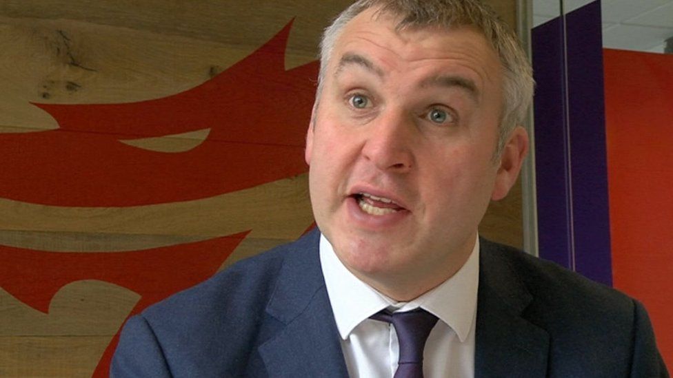 Support for vulnerable people programme criticised - BBC News