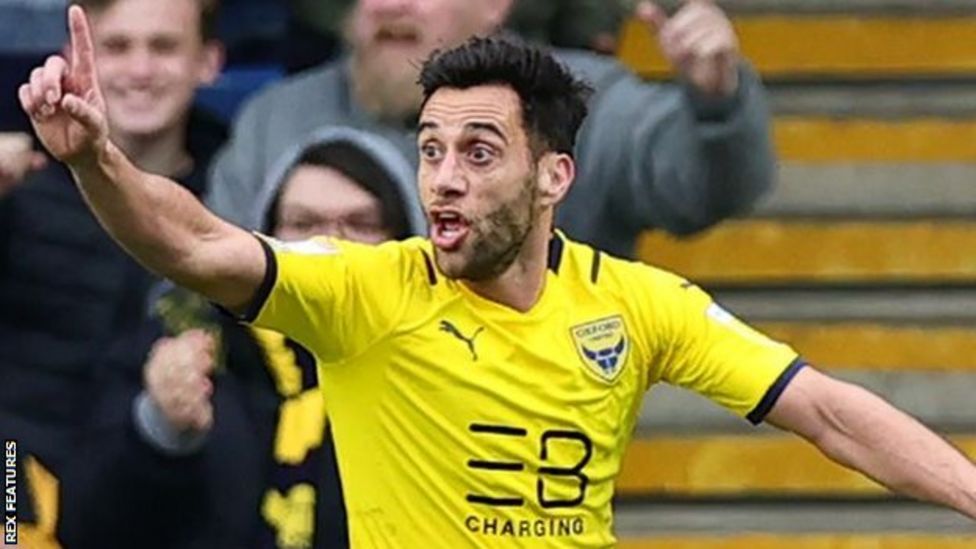 Sam Baldock: Oxford United agree two-year contract with striker - BBC Sport