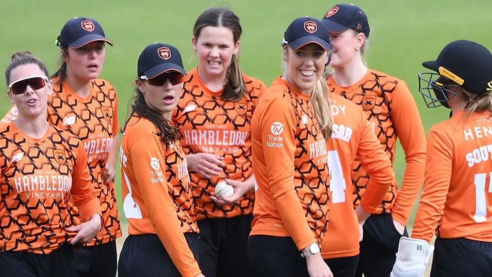 ECB inviting counties to run top-tier women's sides from 2025 - BBC Sport
