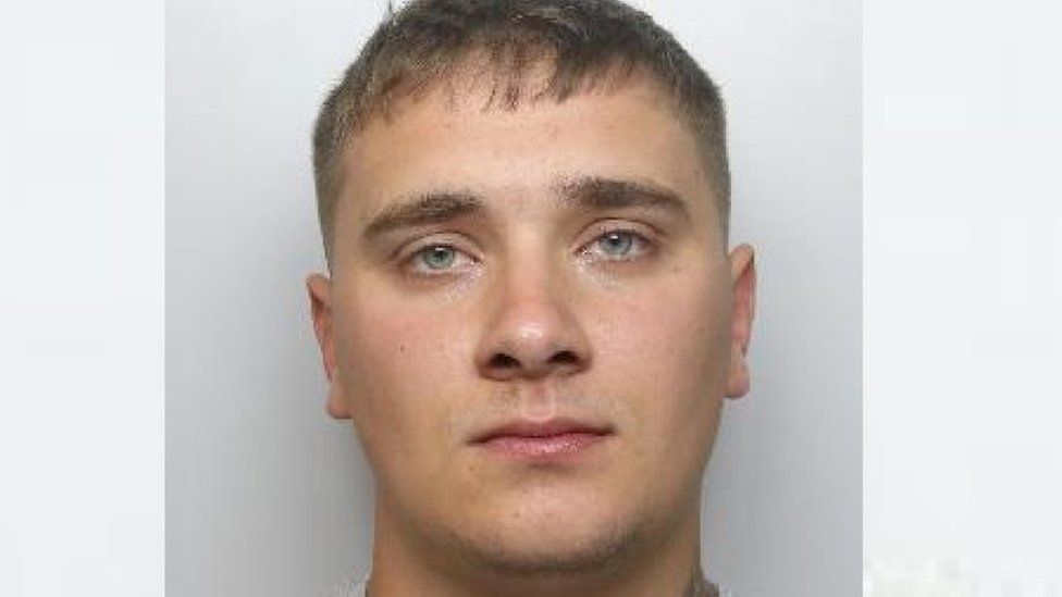 Sheffield United hooligan Liam Jones jailed for fatal pub attack - BBC News