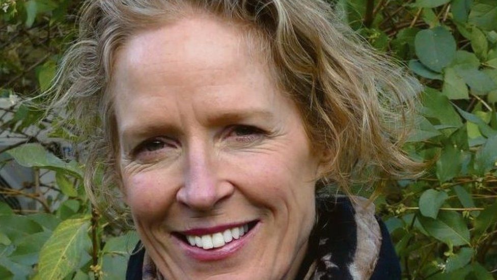 Grant for Exmoor saves crucial services 'for now' - BBC News