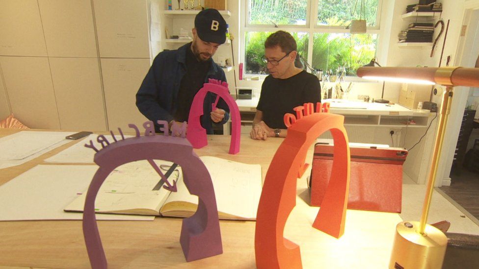 Solar system trail to appear across Northern Ireland - BBC News