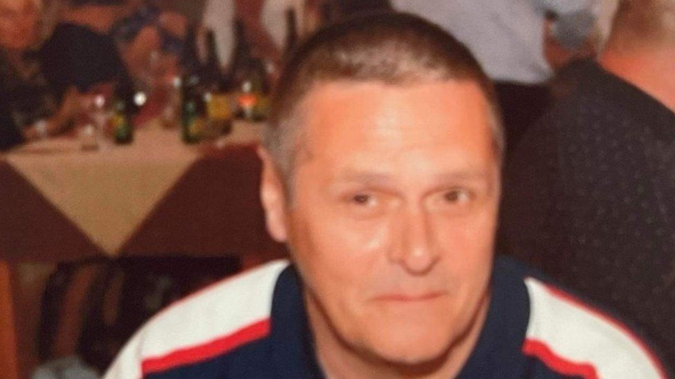 Newtownards: Motorcyclist killed in crash named as Lee Noble - BBC News