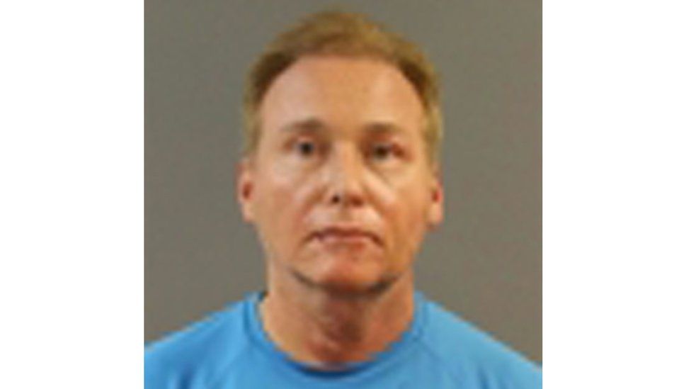 US Senator Rand Paul's ribs broken in assault at home - BBC News