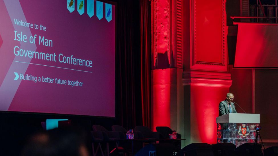 Conference focusing on key Manx government issues to return - BBC News