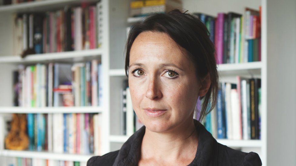 Dylan Thomas Prize: Shortlist of authors revealed - BBC News