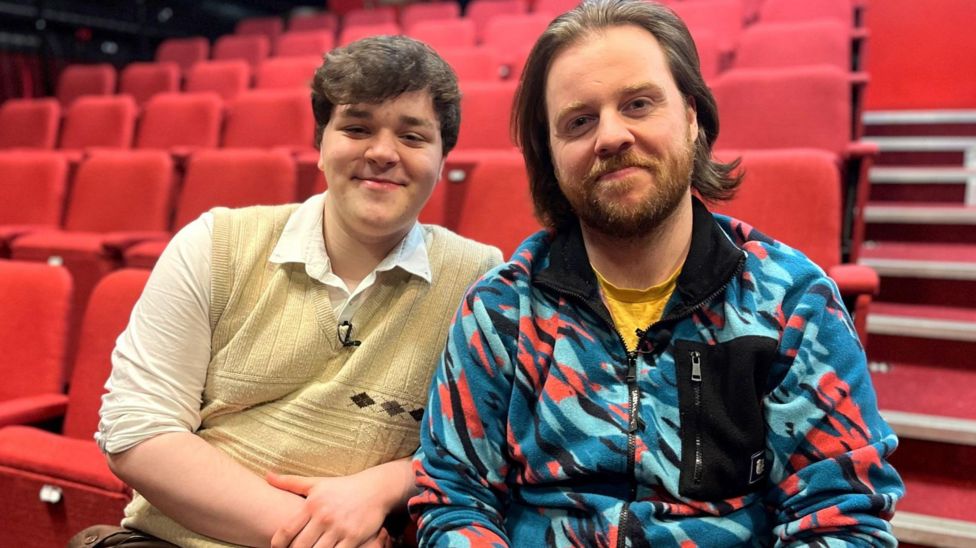 Tyrone: Call for more arts funding for rural areas - BBC News