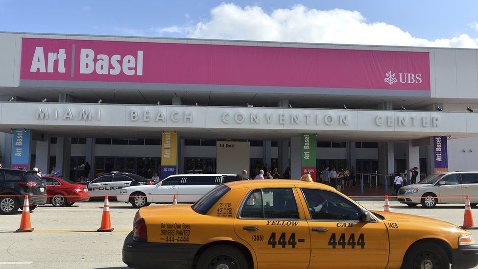 Why the Art Basel fair in Miami is a magnet for celebrities - BBC News