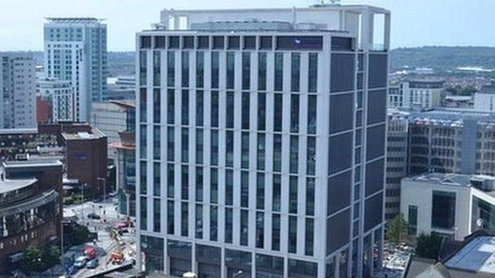 Admiral to hire 280 people in Newport, Cardiff and Swansea - BBC News