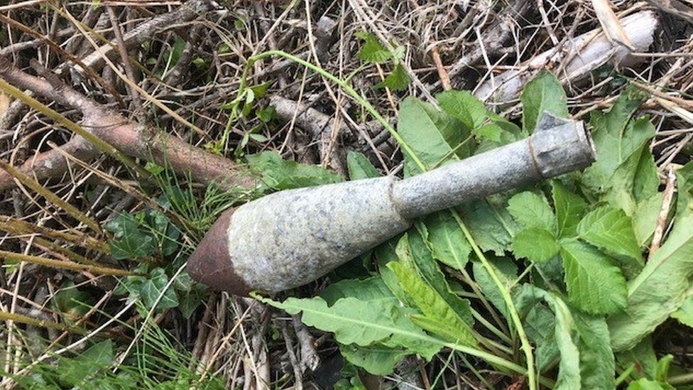 Mortar bomb find halts Guiseley-Ilkley rail services - BBC News