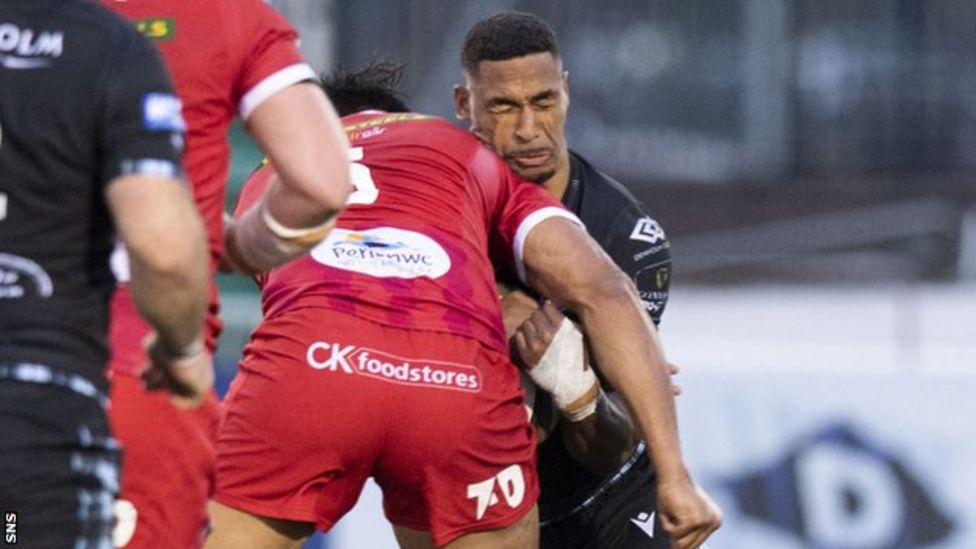 Josh Macleod: Scarlets flanker faces blow to Wales chances - BBC Sport