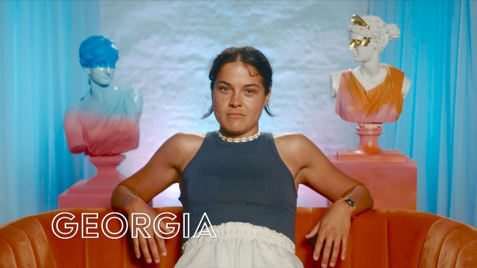 I Kissed a Girl cast: Meet the women looking for love this summer - BBC